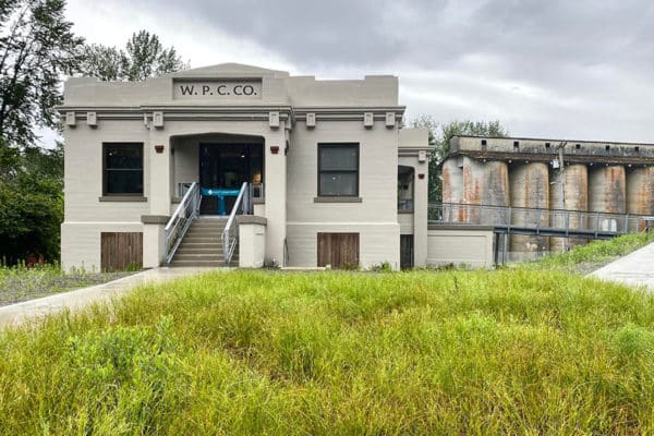 Lower Baker Dam Visitor Center is Open - Concrete Chamber of Commerce